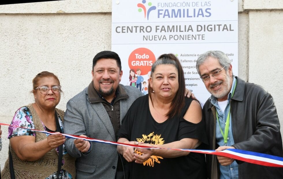 NUEVO CENTRO DE FAMILIA DIGITAL NUEVA PONIENTE ABRE SUS PUERTAS A LA ...